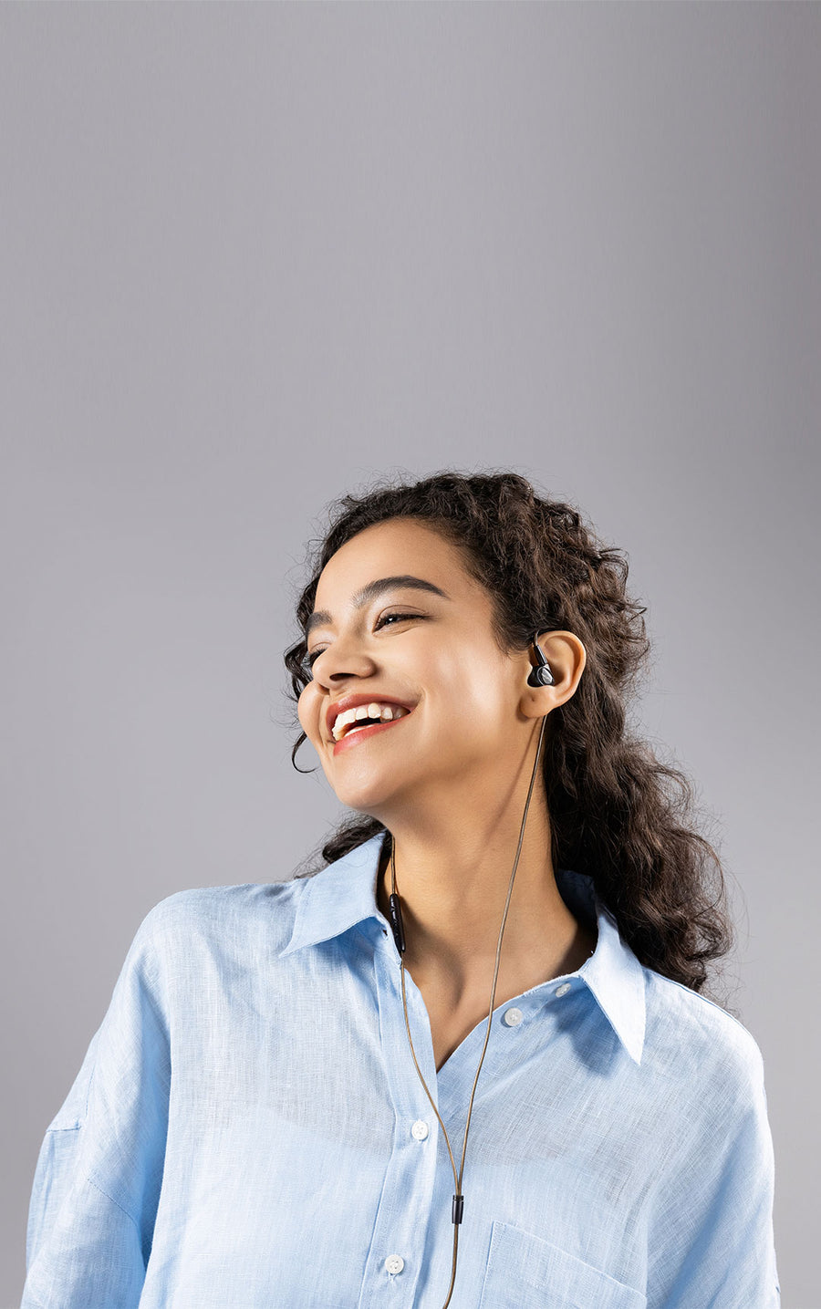 1MORE Penta Driver Headphones - Immerse in your Music!